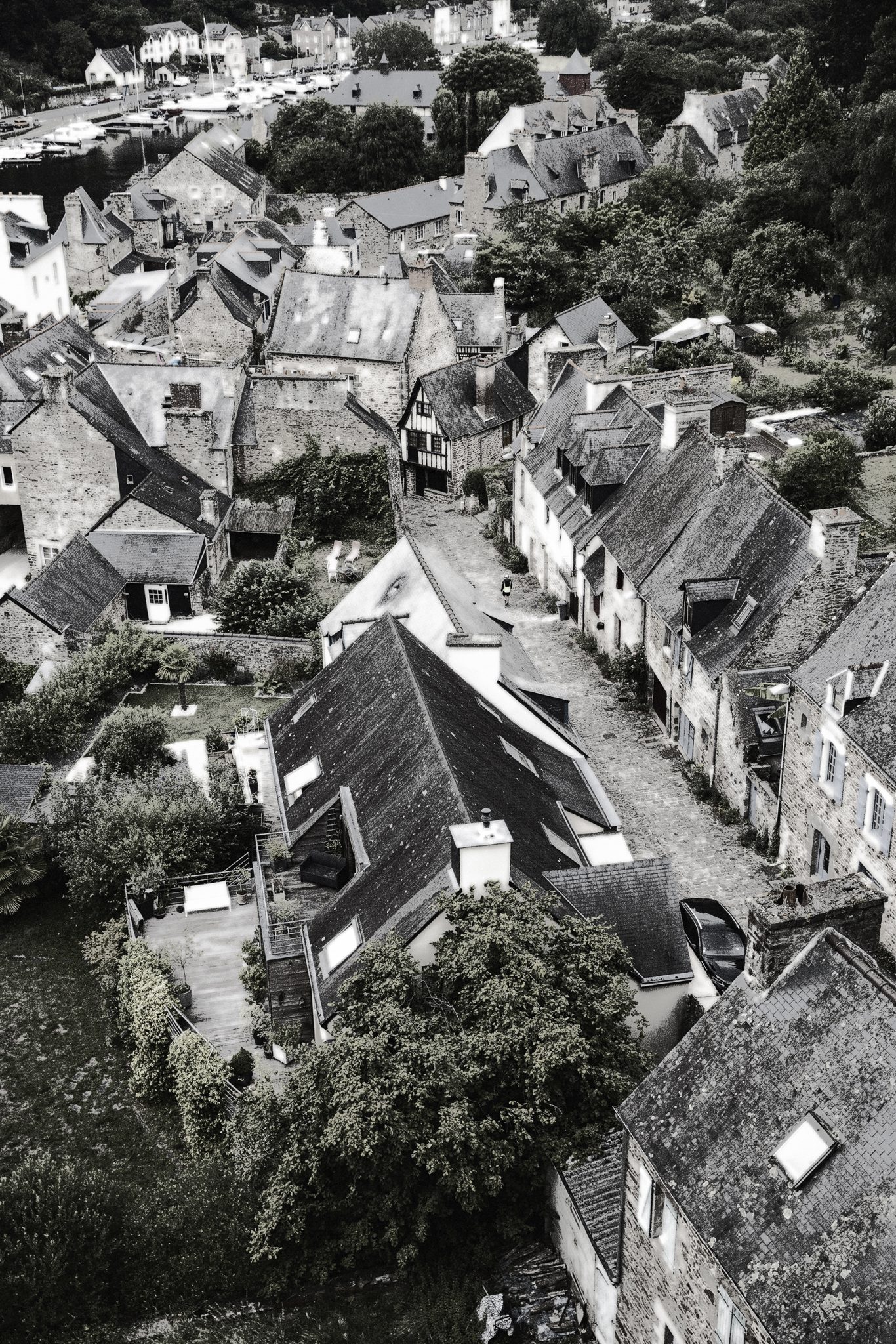 Dinan in Black & White - Beth Schneider Photography