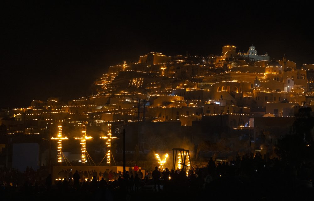 Greek Easter on Santorini - Beth Schneider Photography